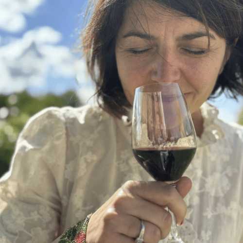 Painting with Wine - Lowine